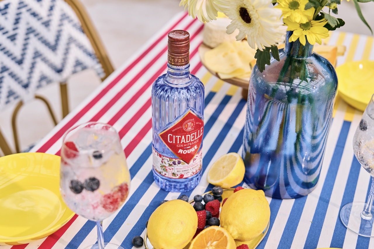 Citadelle Gin | Citadelle Rouge fruity and fresh